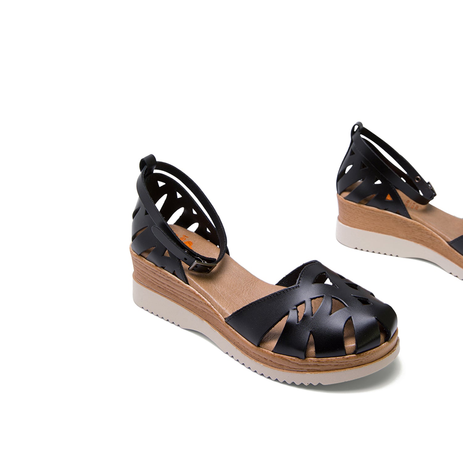 Black Leather Wedge With Enclosed Toe – MISWEAR